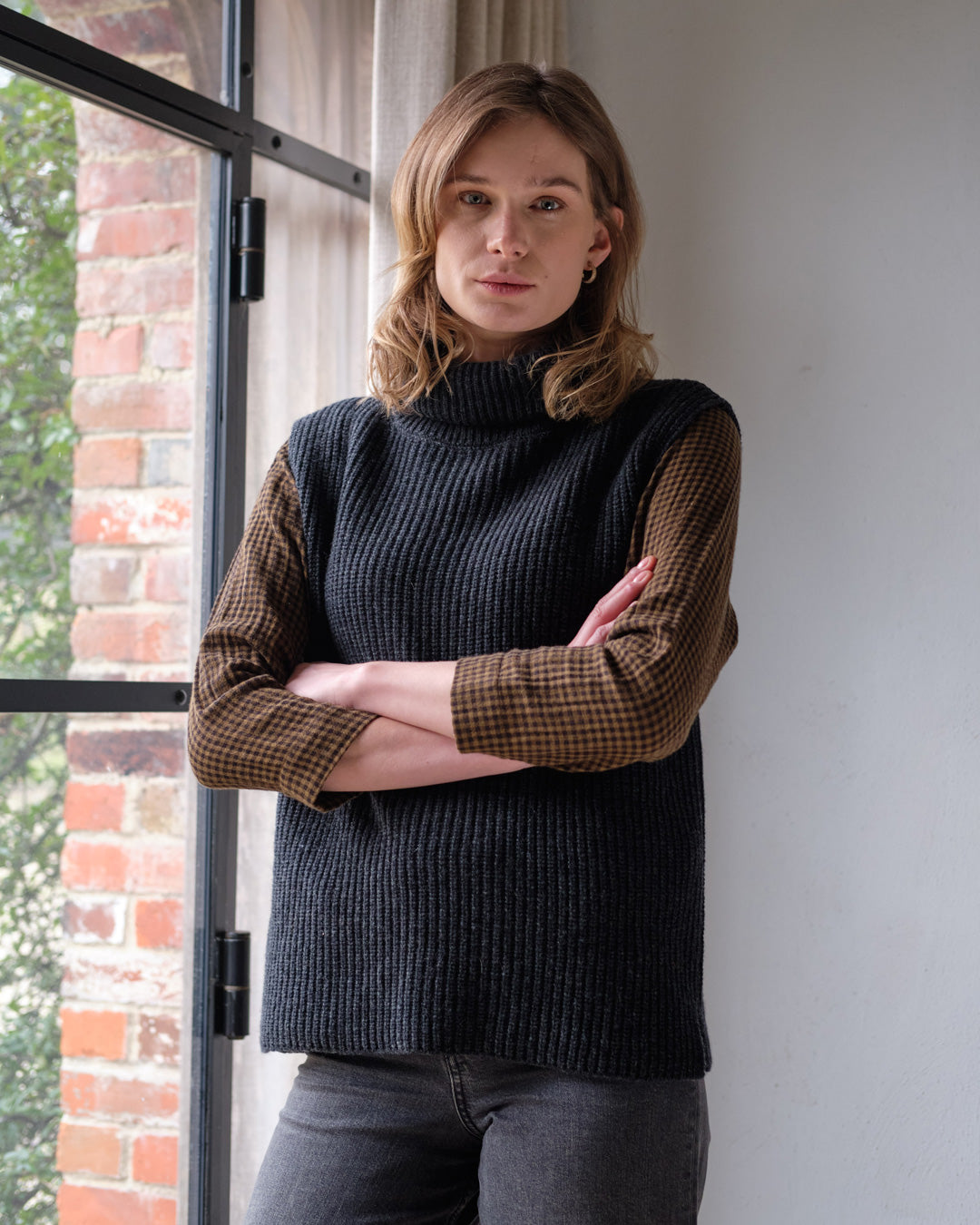 Lisa Sleeveless Jumper – BIBICO